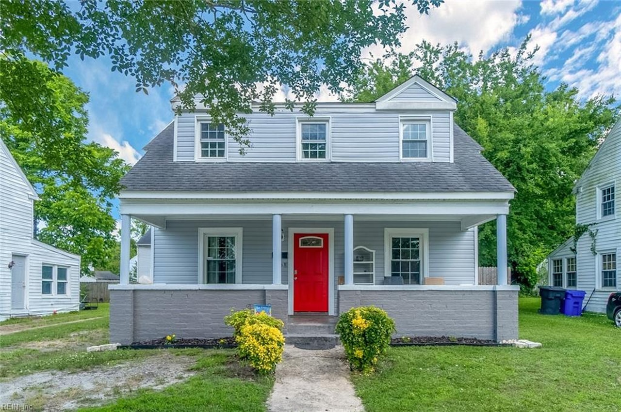 home for sale in Cradock Portsmouth VA 23702 - MLS 10536891