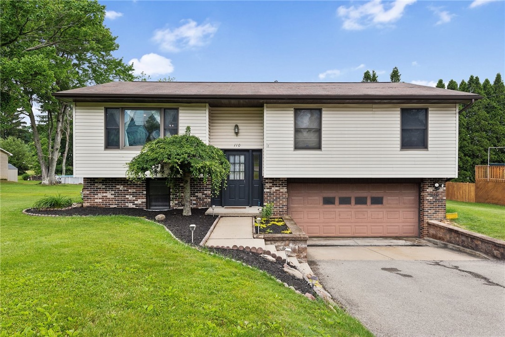 110 Rural Dr Butler Butler PA 16001 $260,000