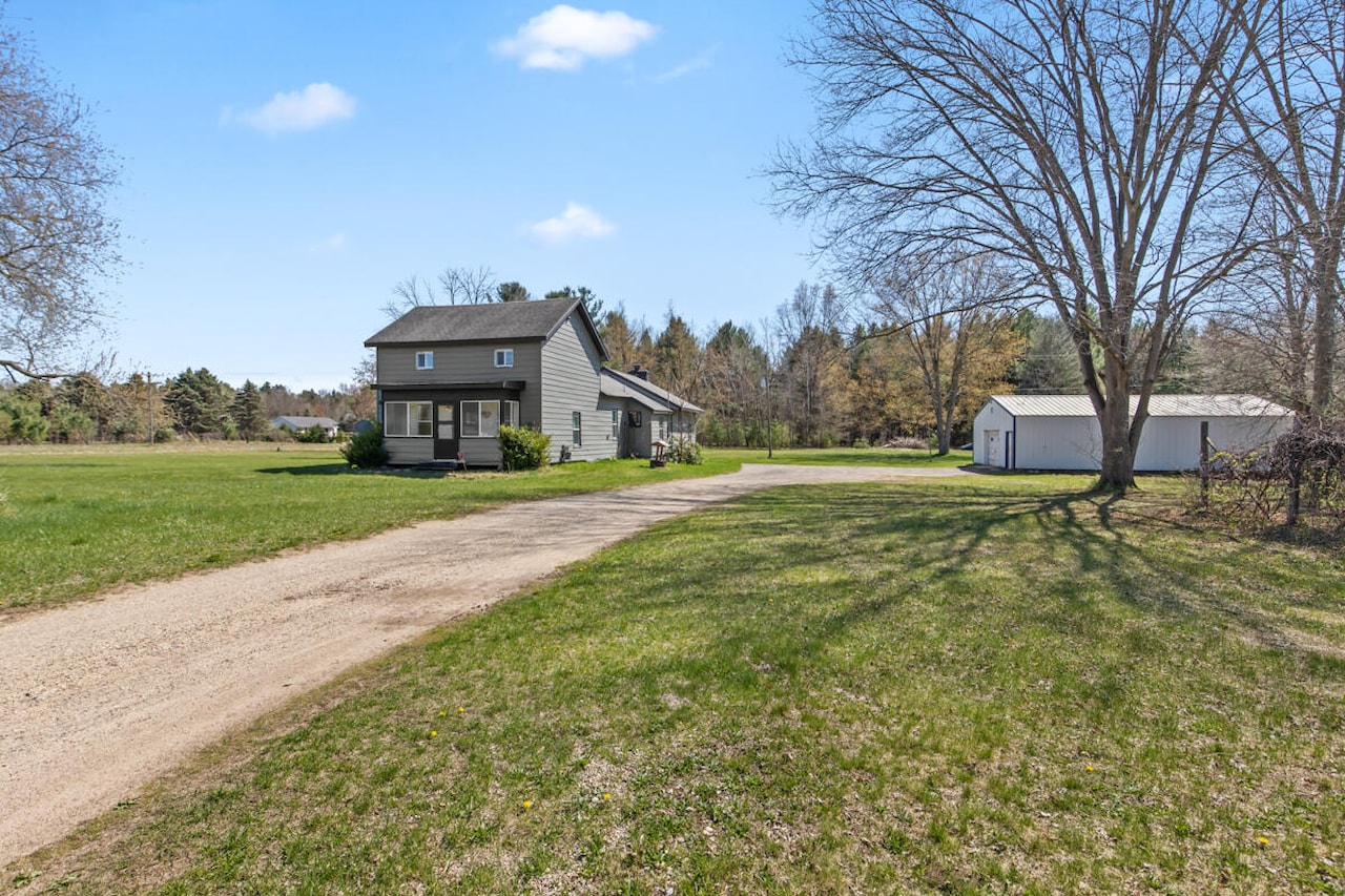 Howard City Homes for Sale. Check out our new listing in Howard City.