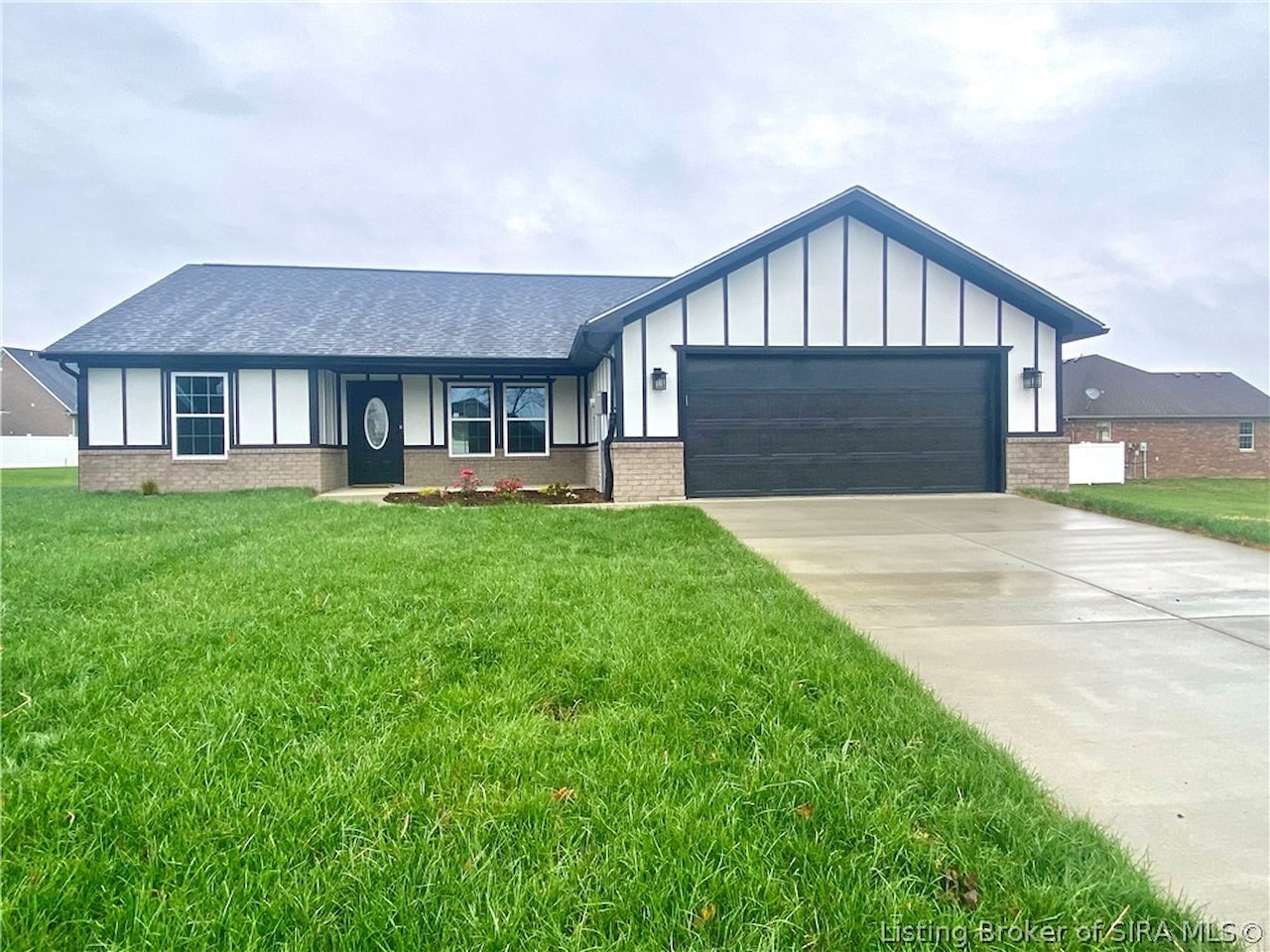 8403 Aberdeen Ln Charlestown, IN 47111 | MLS 202406645