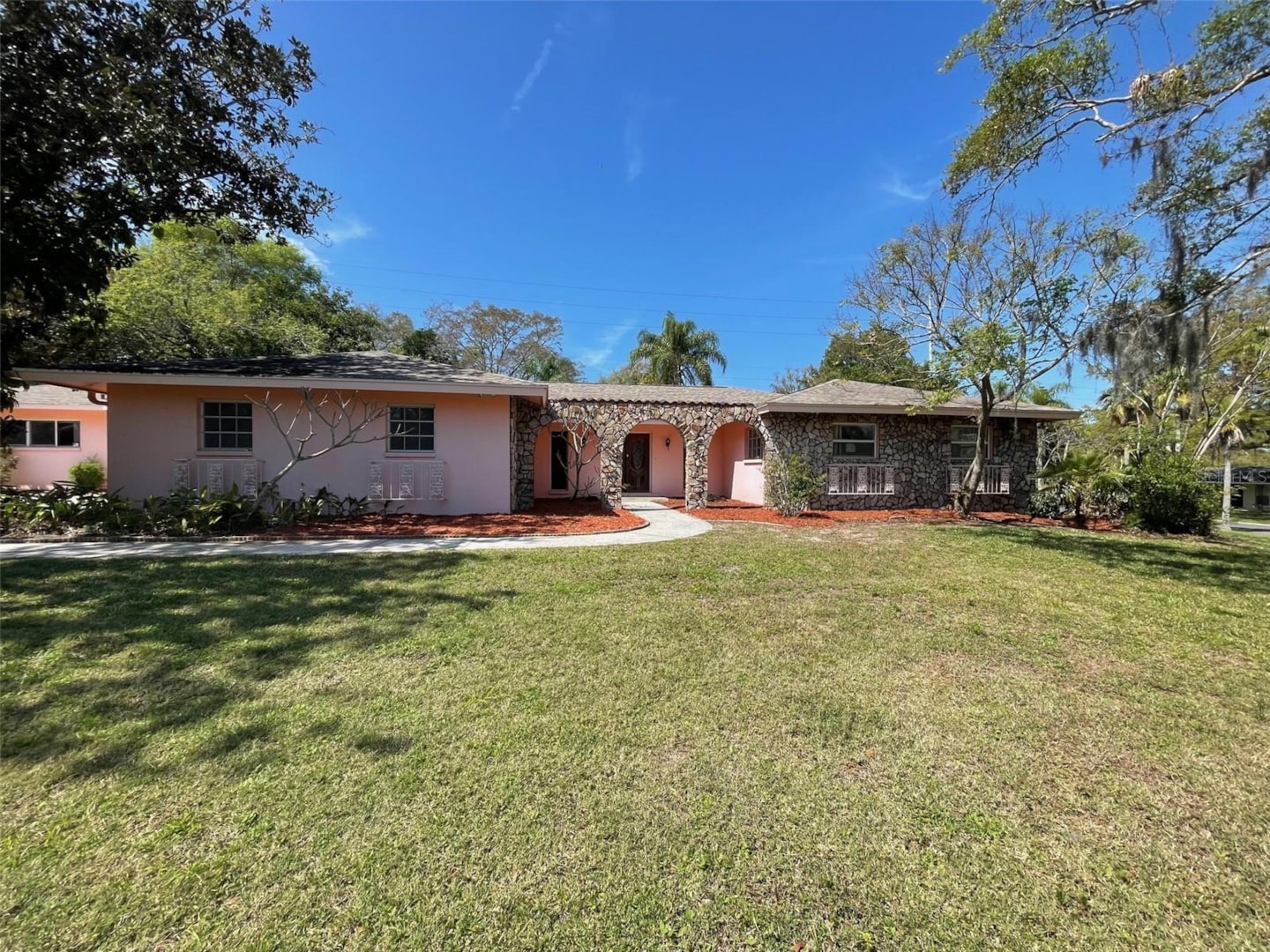 2142 Hickory Gate Dr W in Dunedin, FL
