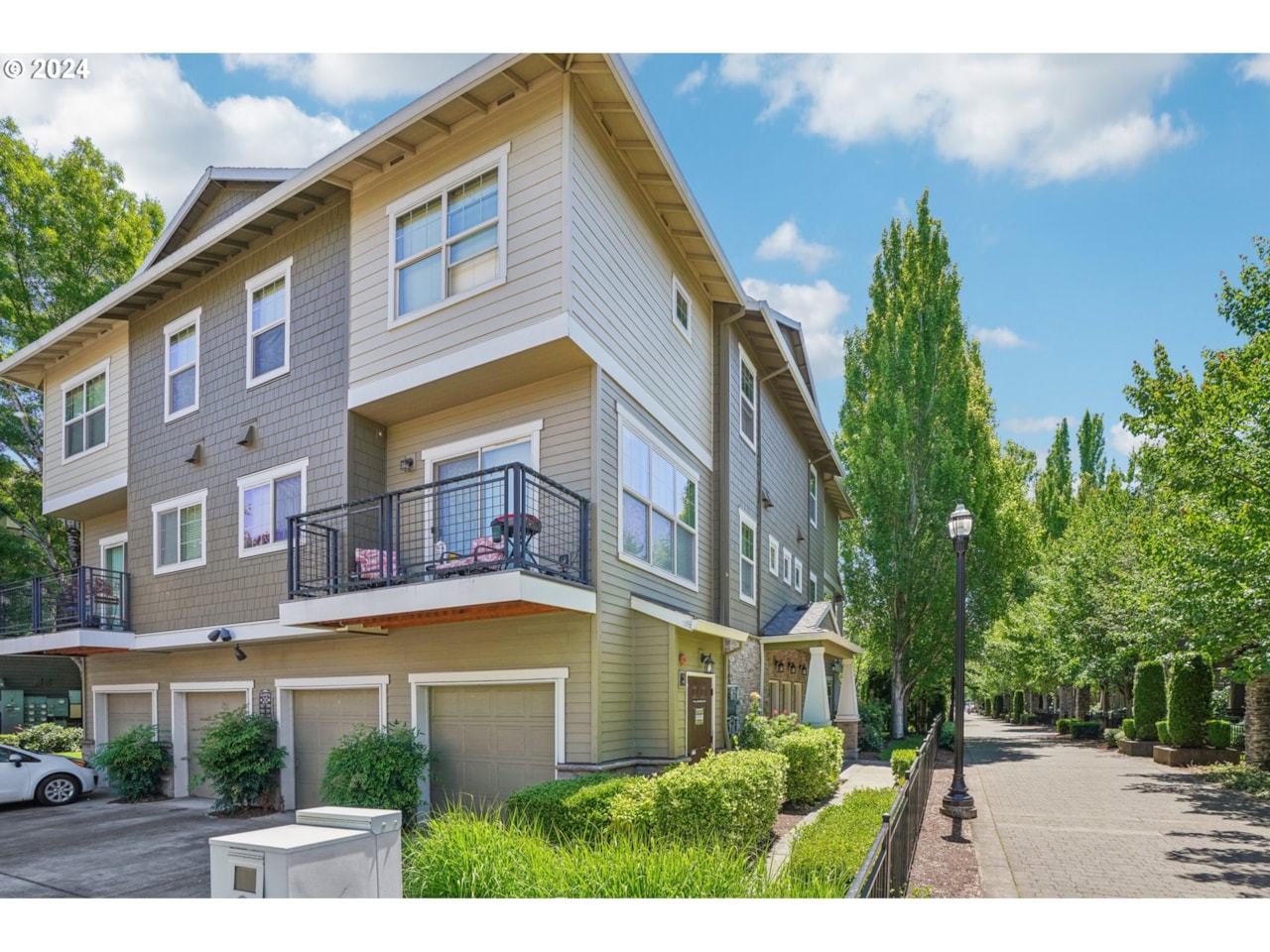 791 NE Adwick DR, Hillsboro, OR 97006