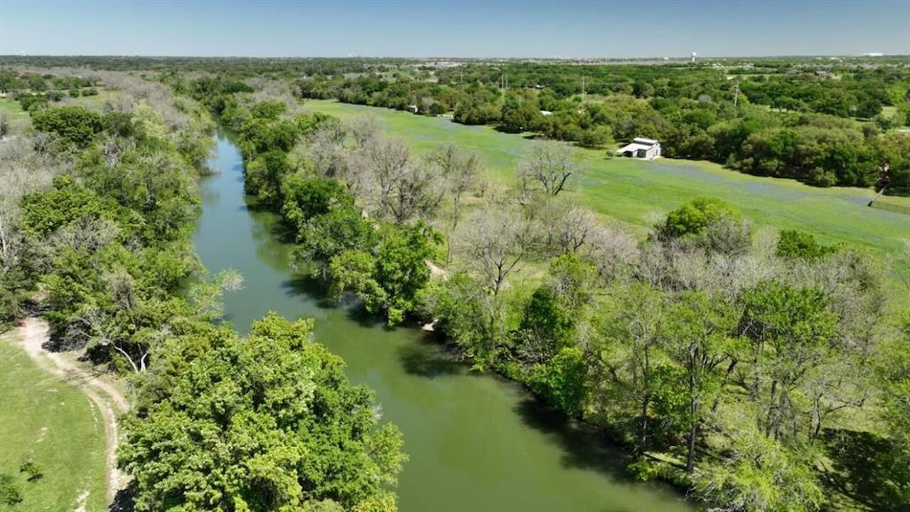 3916 S Pea Ridge RD, Temple, TX 76502 | MLS# 6185447 | Waters Edge Add ...