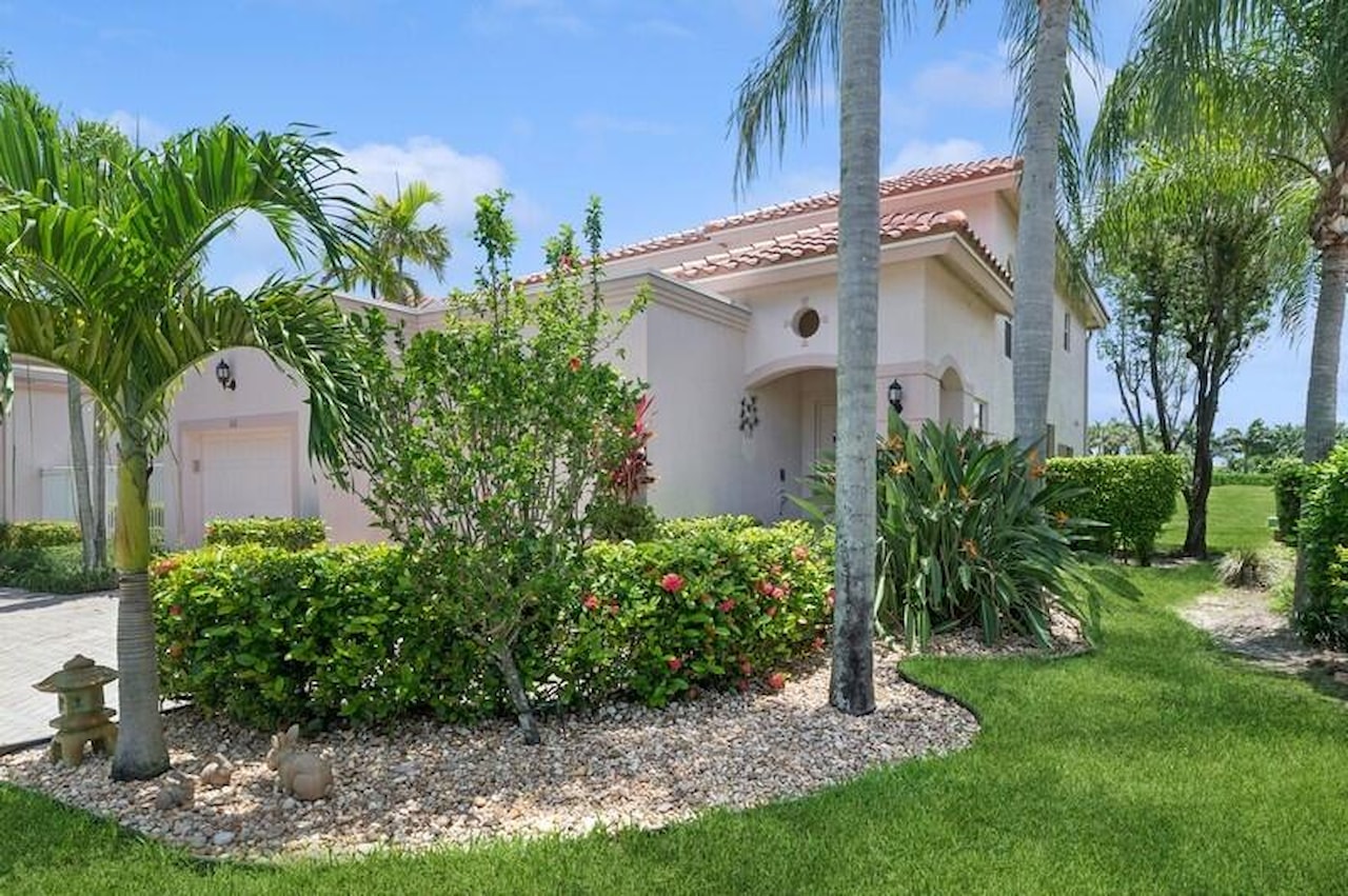 New property for sale at 8074 Aberdeen Drive #202 Boynton Beach for ...