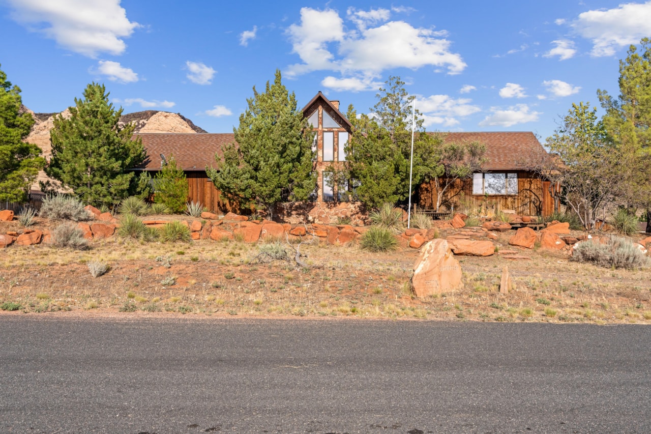 5570 N 1180 W St George, UT 84770 | MLS 24-252630