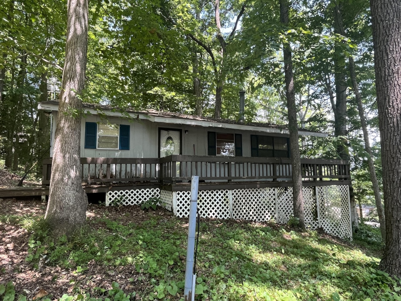 159 Hanklochte Dr Decaturville, TN 38329 | MLS 2679366