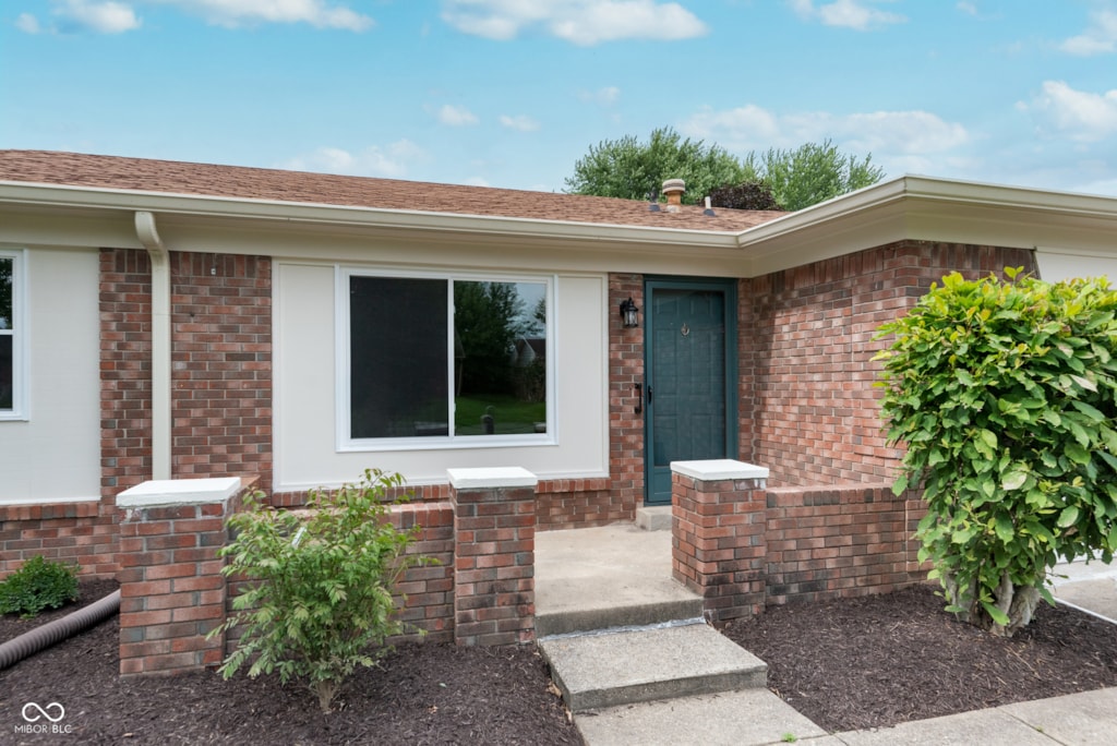 3918 Ivory Way, Indianapolis, IN 46237 | MLS #21990729