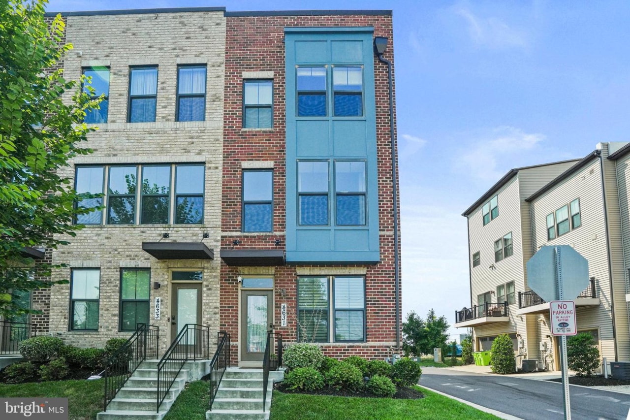 4631 Towne Park Rd Suitland, MD 20746 | MLS MDPG2121714