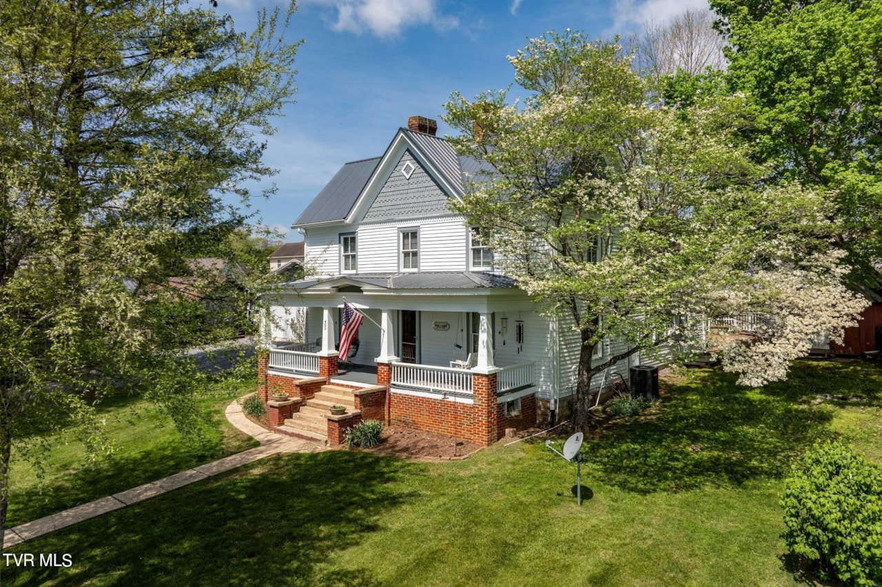 405 Gray Station Rd Gray, TN 37615 | MLS 9964737