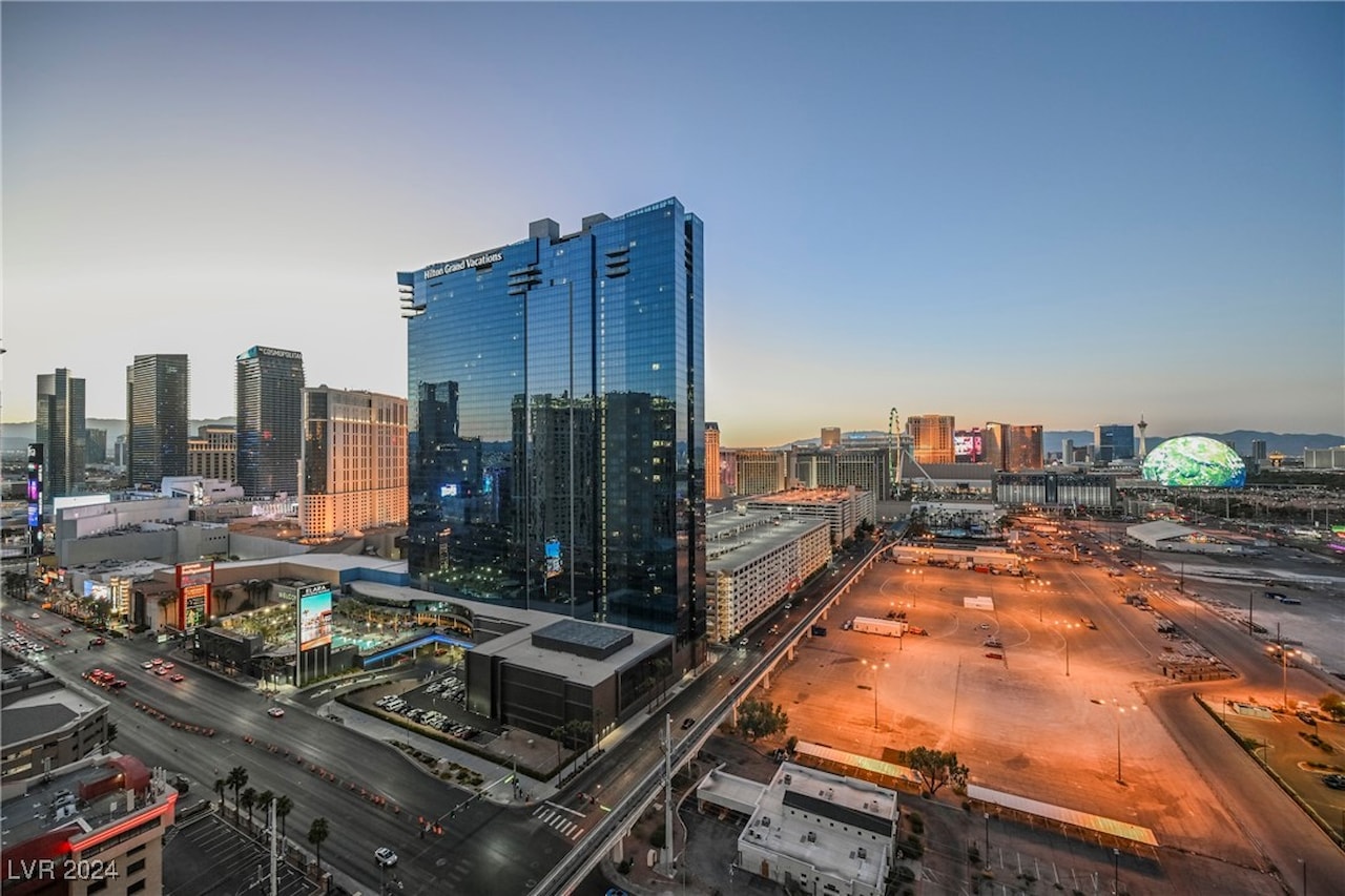 125 E Harmon Ave #3309 Las Vegas, NV 89109 | MLS 2607975