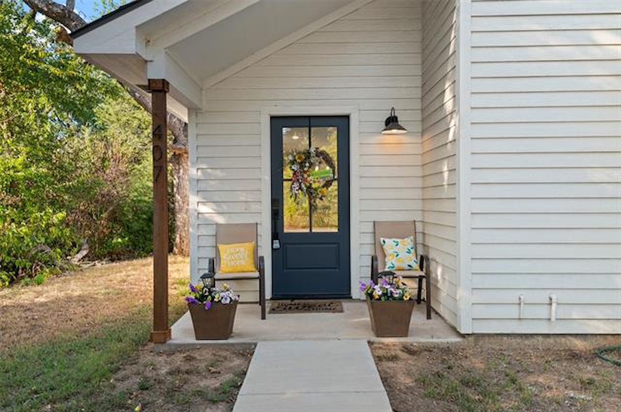 7502175021TX407 E Washington Street, Denison, TX 75021 - LivingWell Realty