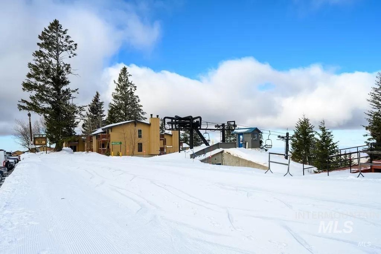 1751 Bogus Basin Road #F 244/245 Boise, ID 83702 | MLS 98925471