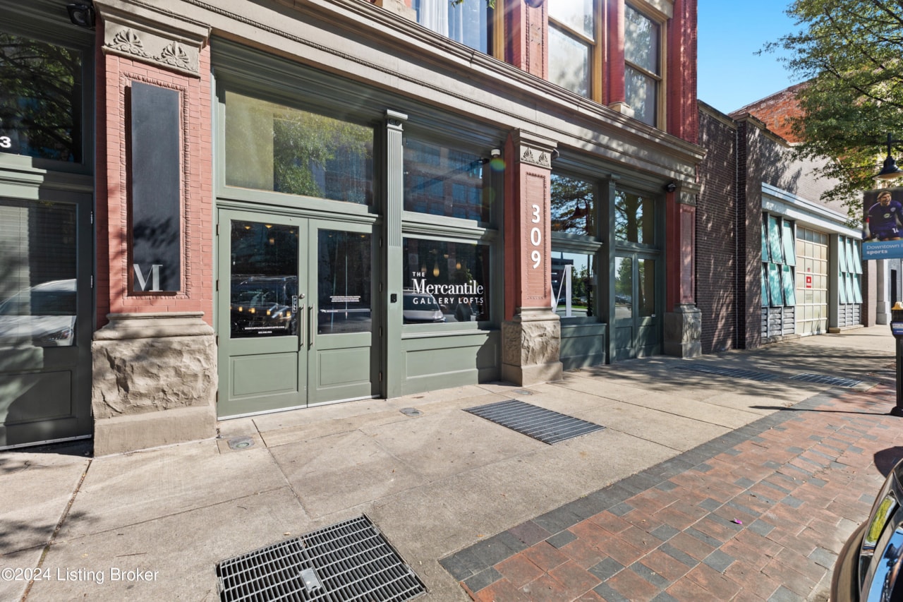 309 E Market St #302 Louisville, KY 40202 | MLS #1672209