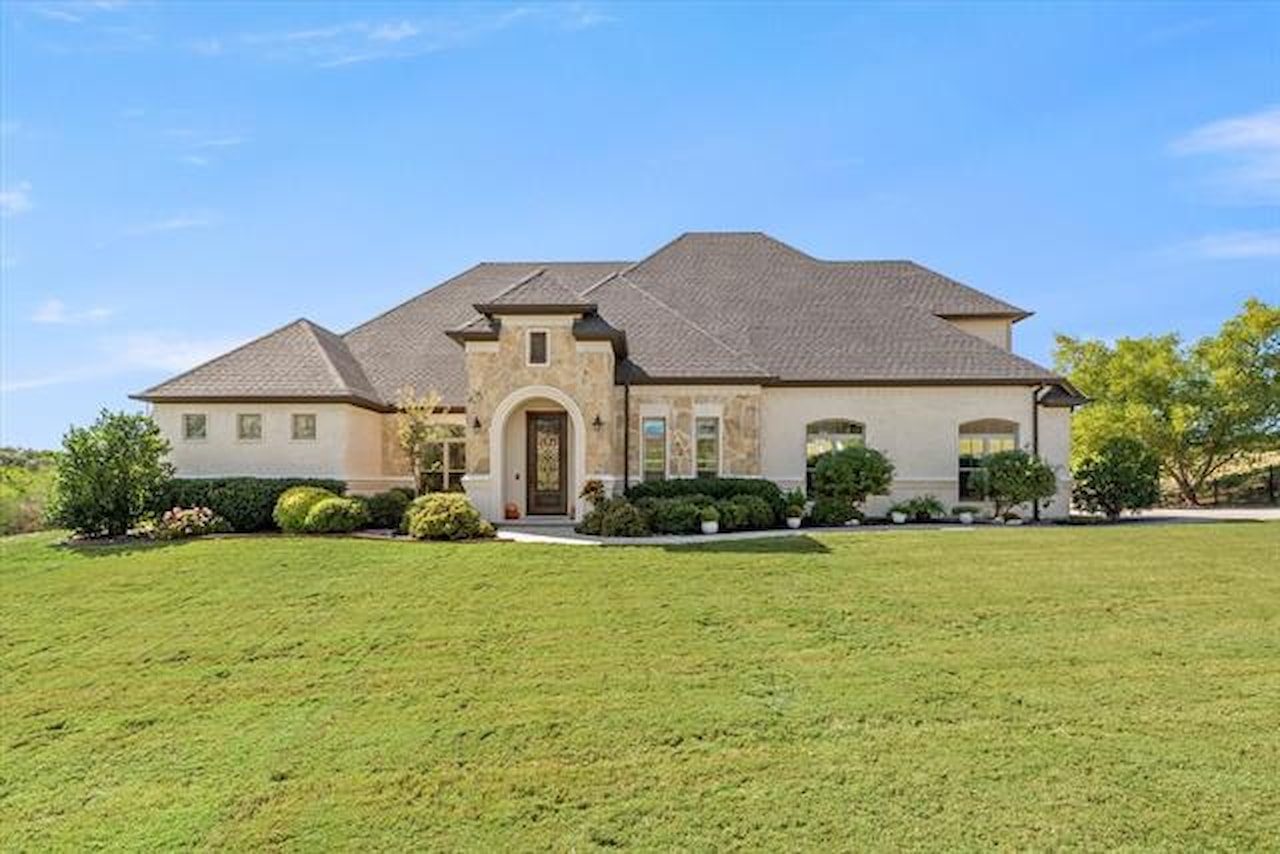 12716 Bella Vita Drive Fort Worth, TX 76126 | MLS 20747751