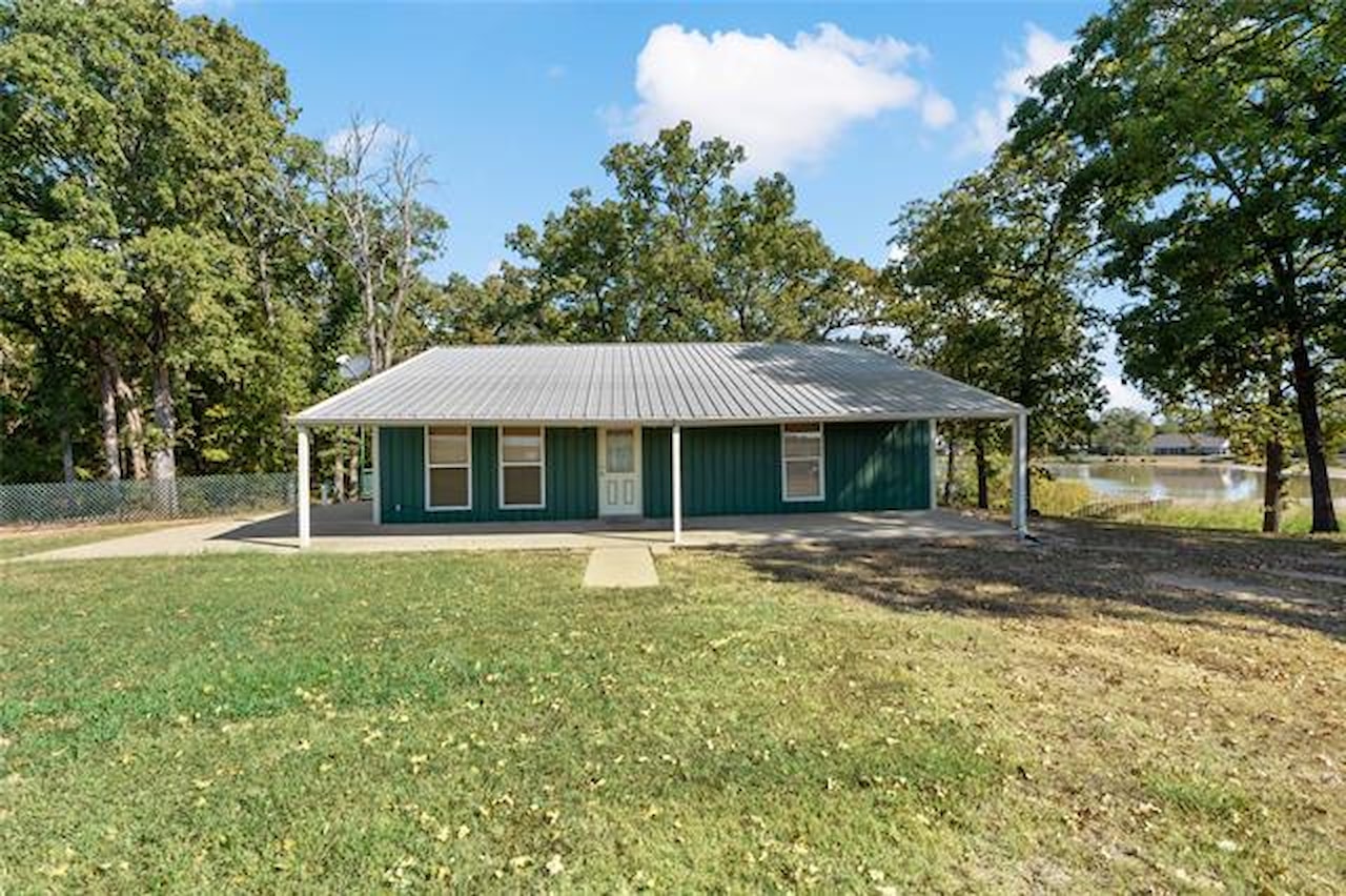 495 COUNTY ROAD 3100 Clarksville, TX 75426 | MLS 20761523