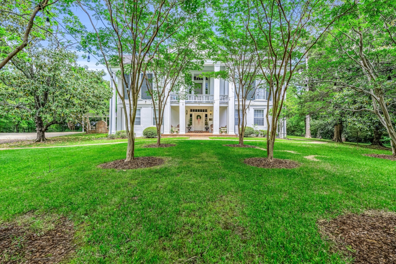 607 Old West Point Rd Starkville, MS 39759 | MLS 24-1062