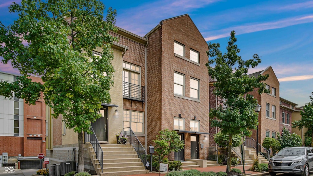 Indy Homes: Carmel, Indiana Real Estate