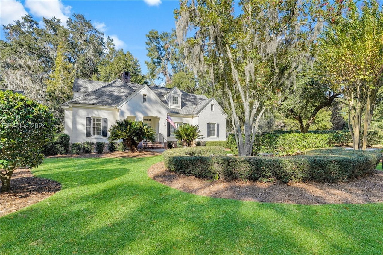 161 Belfair Oaks Blvd Bluffton, SC 29910 | MLS 449034