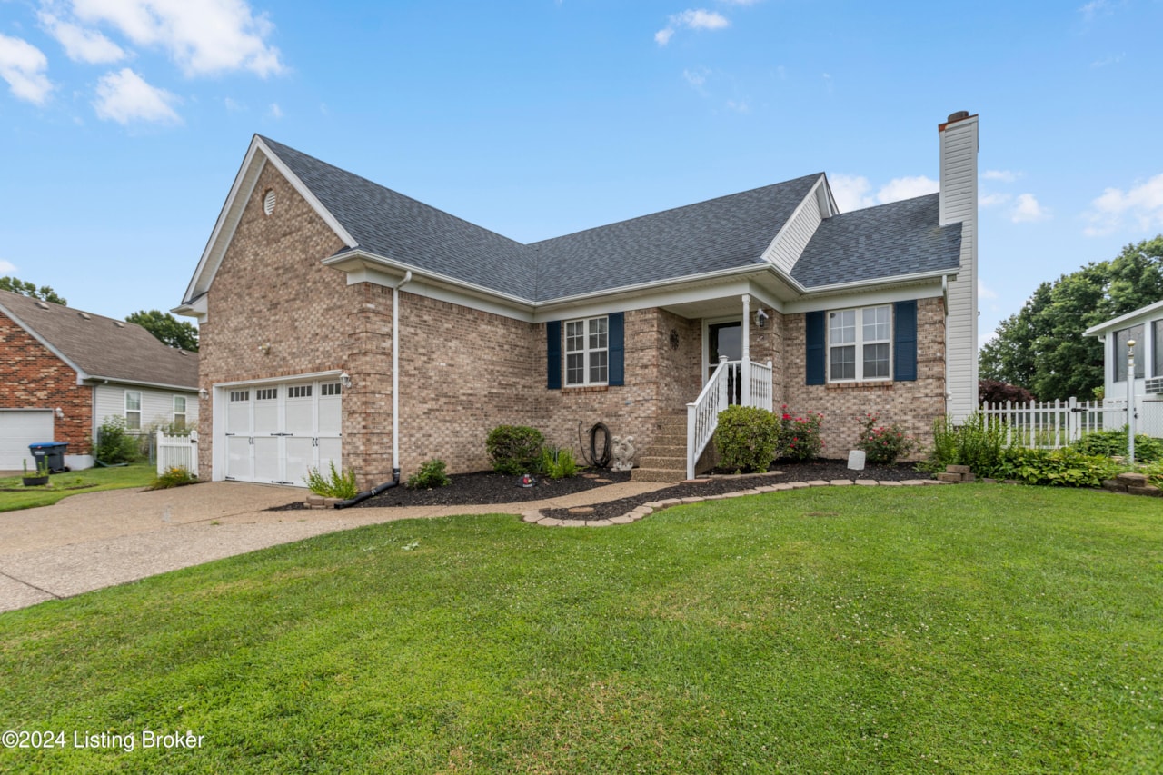 8105 Applegate Ct Louisville KY 40228 | MLS#1676545