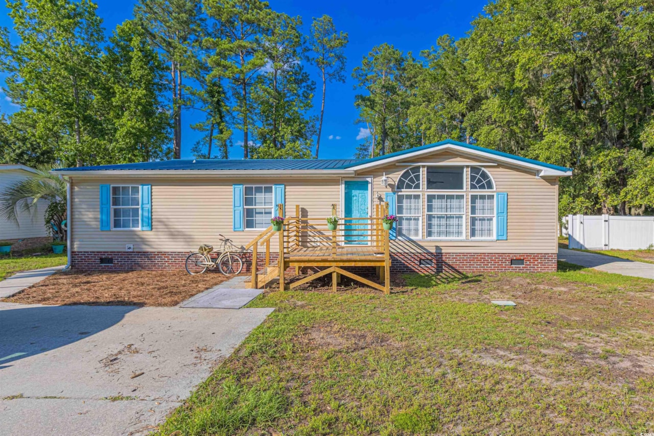 320 Misty Breeze Dr. Murrells Inlet, SC 29576 | MLS 2428494