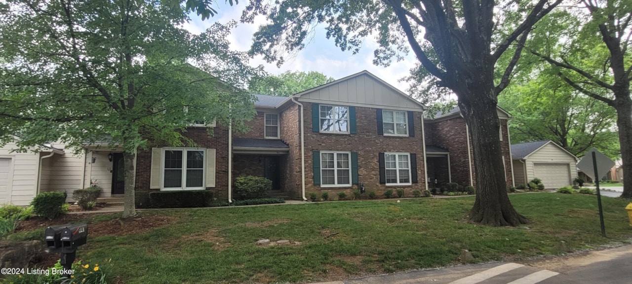 941 Burning Springs Cir Louisville, KY 40223 | MLS 1677608