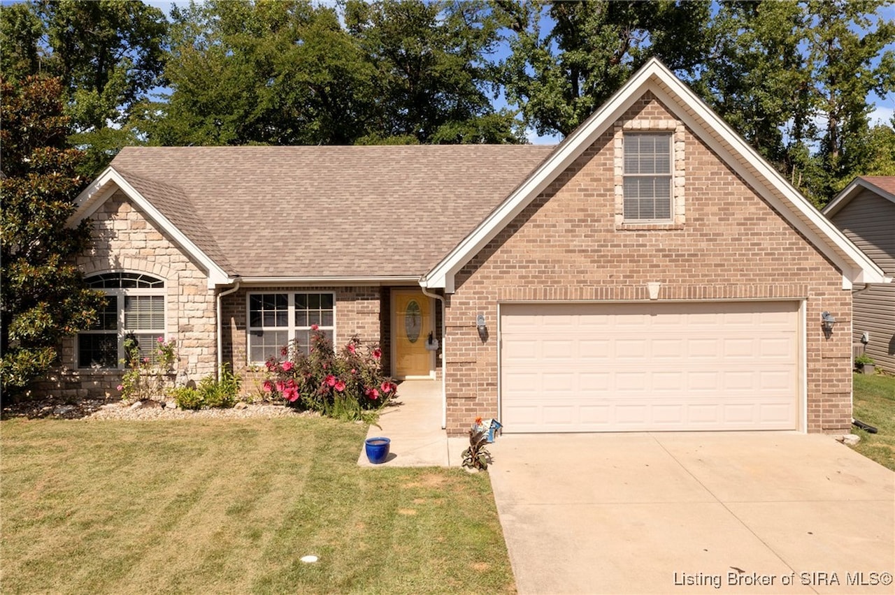 1606 Jacobs Ln Jeffersonville, IN 47130 | MLS 202409992
