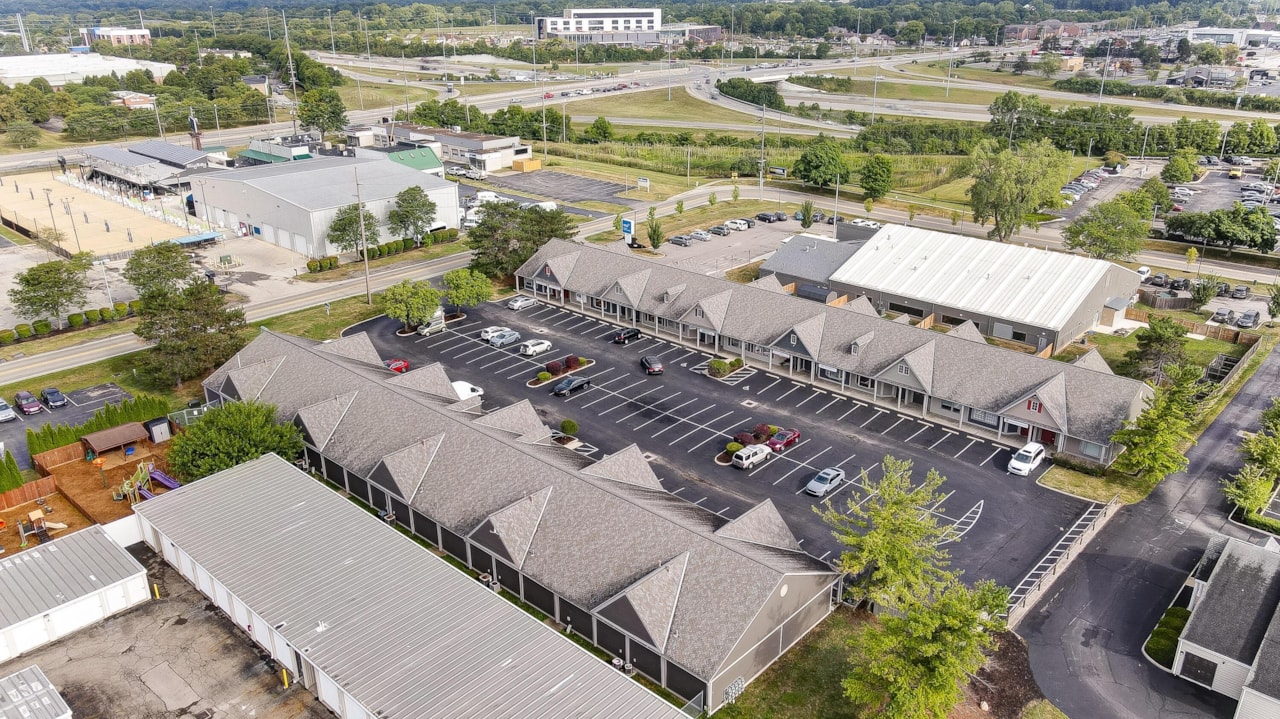 6800 Caine Rd, Columbus, OH 43235 | MLS#225002528