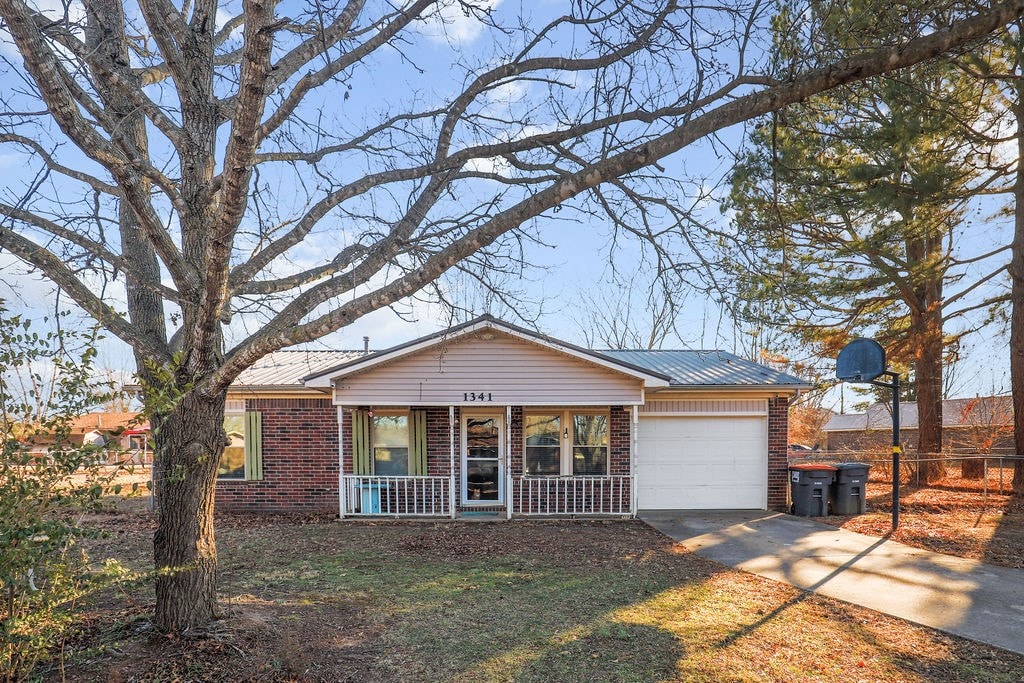 1341 Maple Ln Elkins, AR 72727 | MLS 1296412