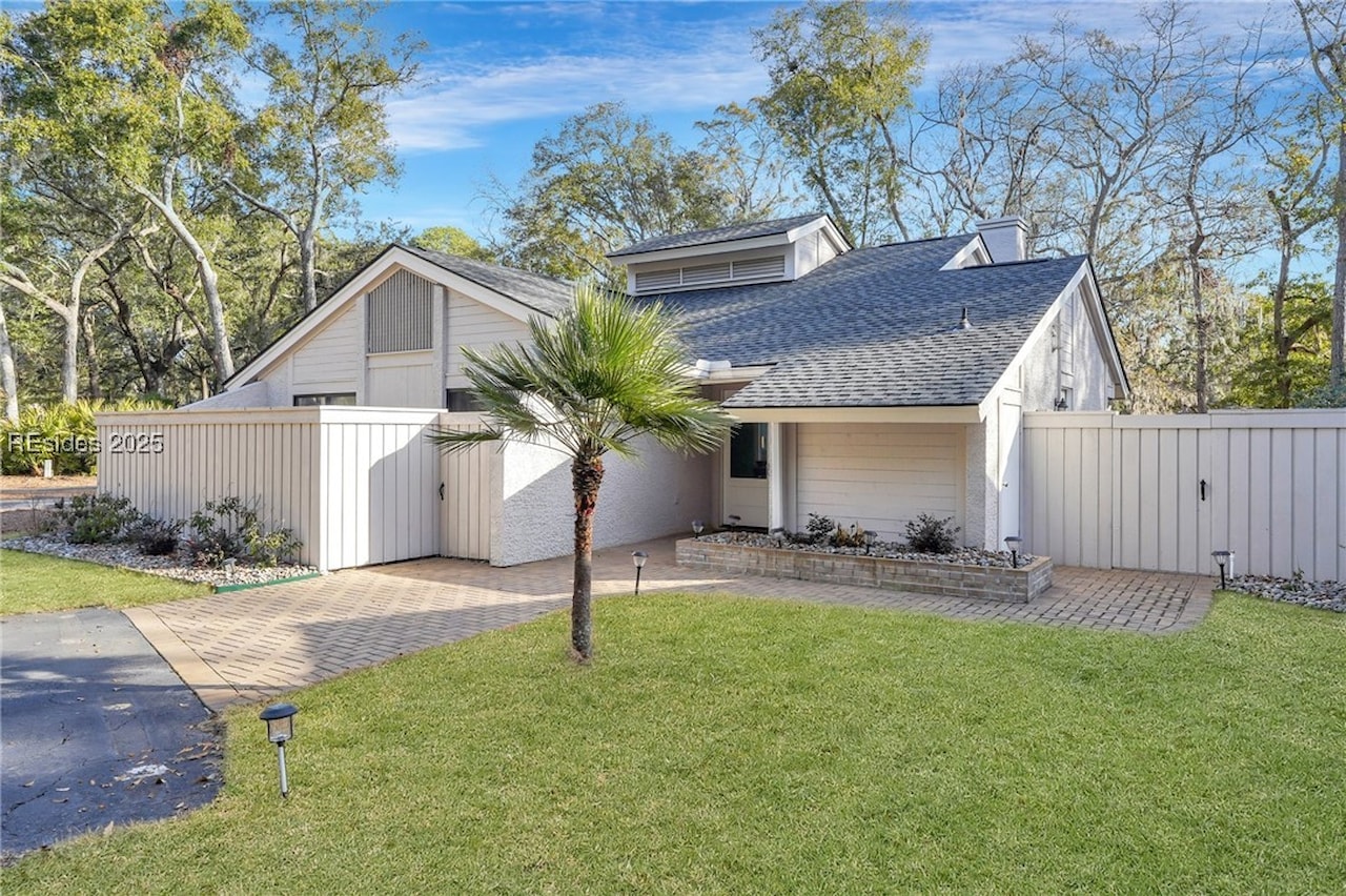 51 Timber Ln Hilton Head Island, SC 29926 | MLS 450003