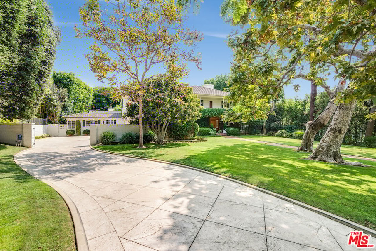 PHOTOS & DETAILS: 718 N Palm Dr, Beverly Hills, CA 90210 For Sale - MLS #25491723 - Photos ...