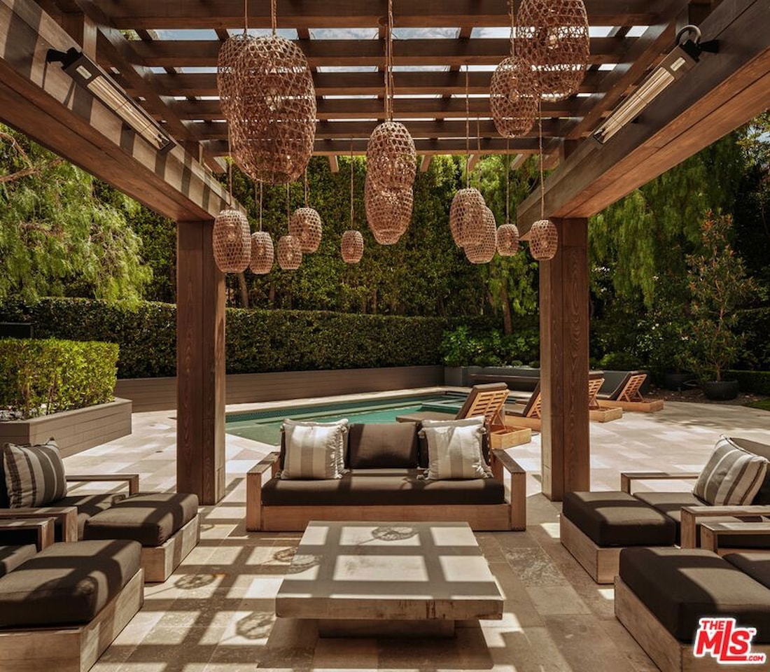 PHOTOS & DETAILS: 14047 Aubrey Rd, Beverly Hills, CA 90210 For Sale ...