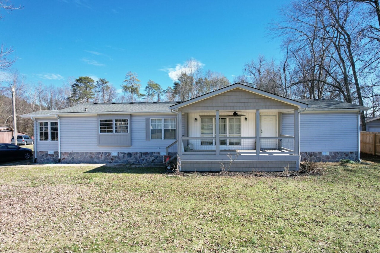 330 Hilleary St Spring City, TN 37381 | MLS 20250692