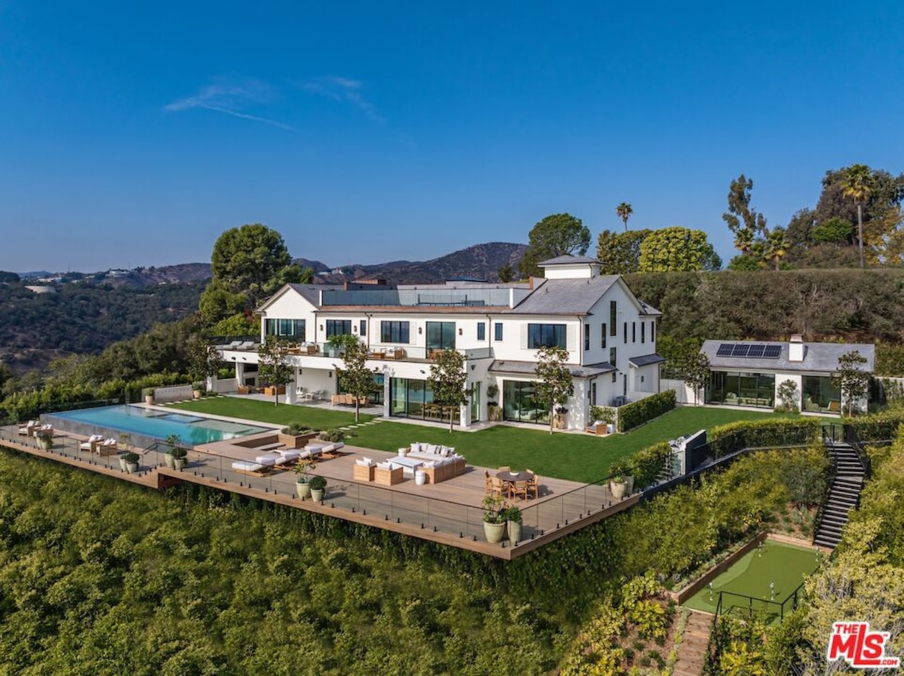 PHOTOS & DETAILS: 728 Linda Flora Dr, Los Angeles, CA 90049 For Sale ...