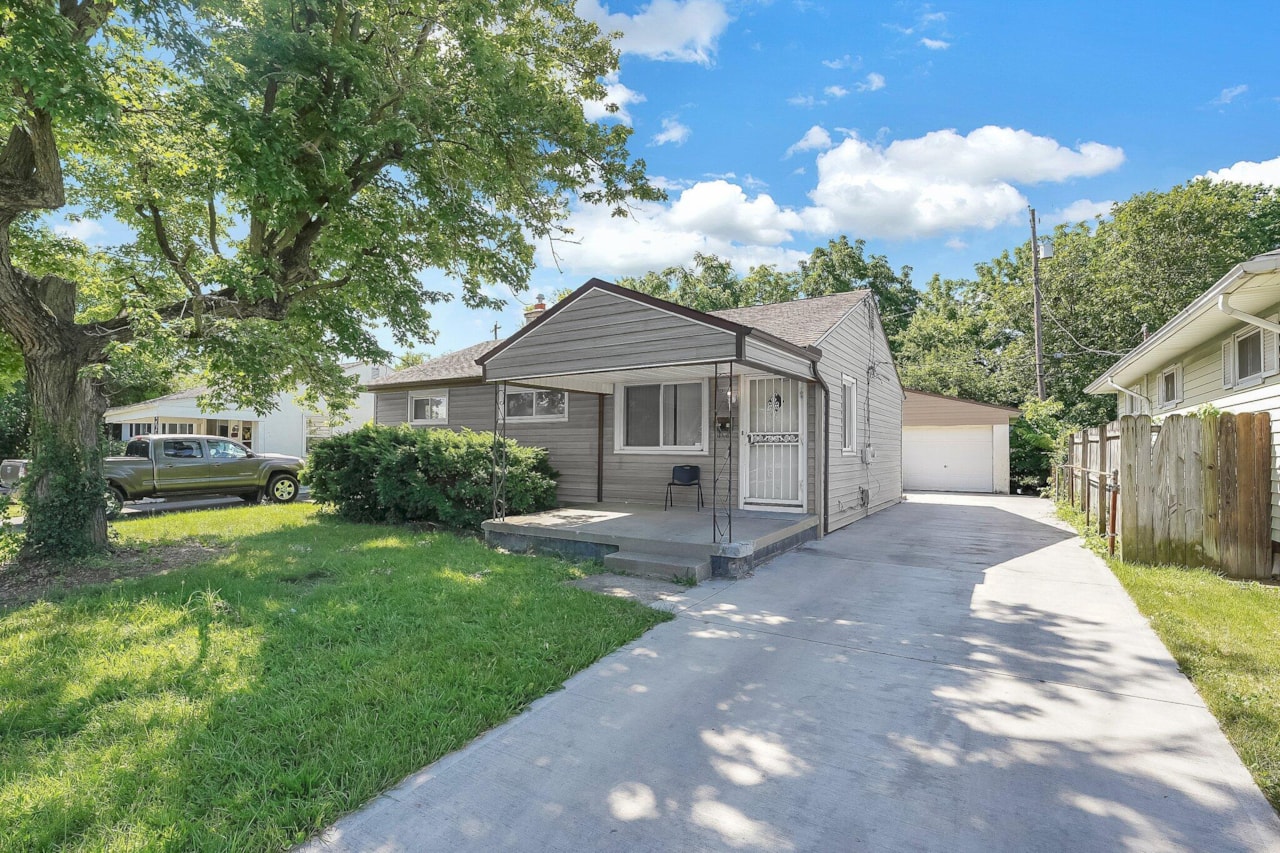 For Sale: $162,000 A home for sale for sale at 3461 Westway Dr Columbus ...