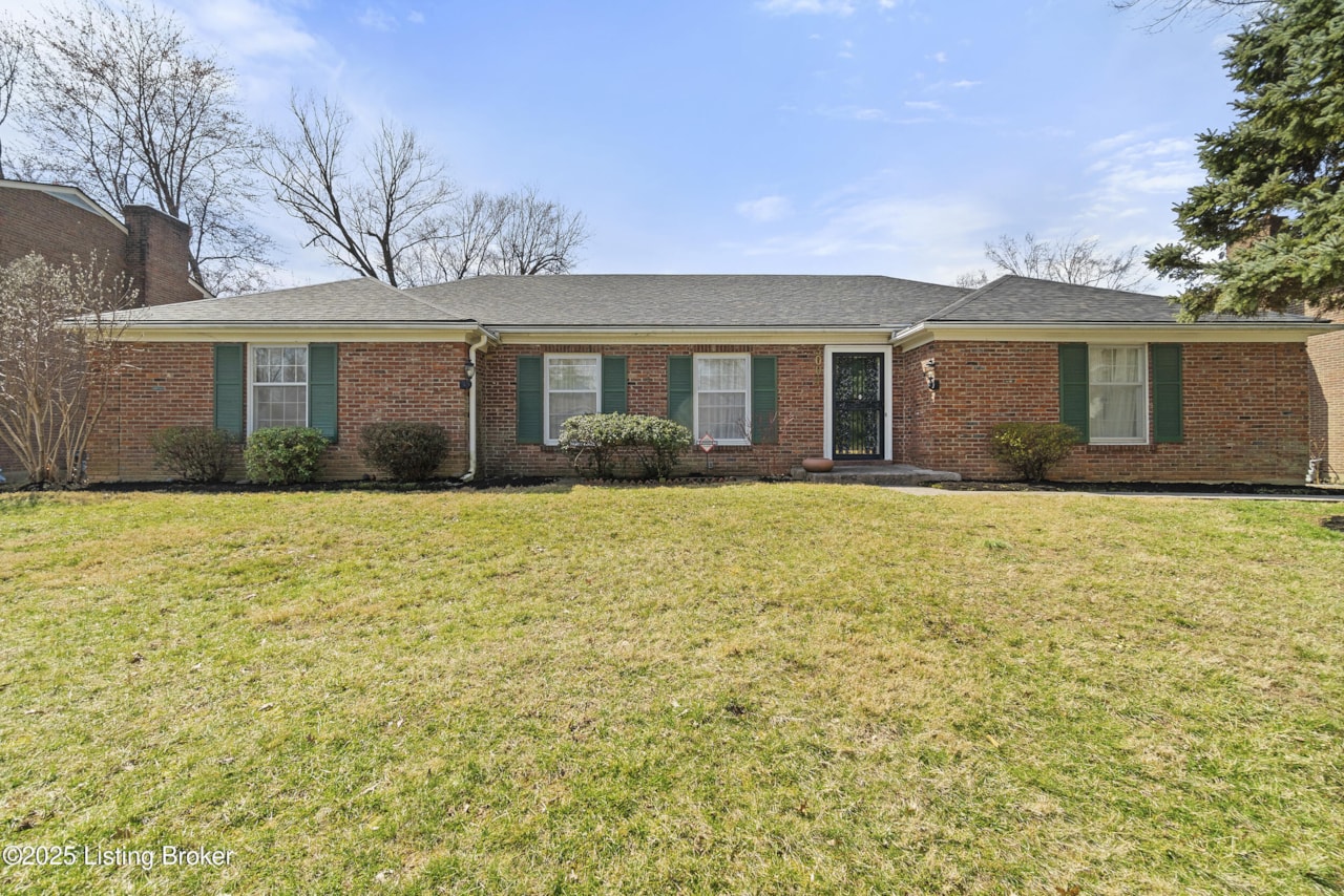 3004 Brownsboro Vista Dr Louisville, KY 40242 | MLS #1680848