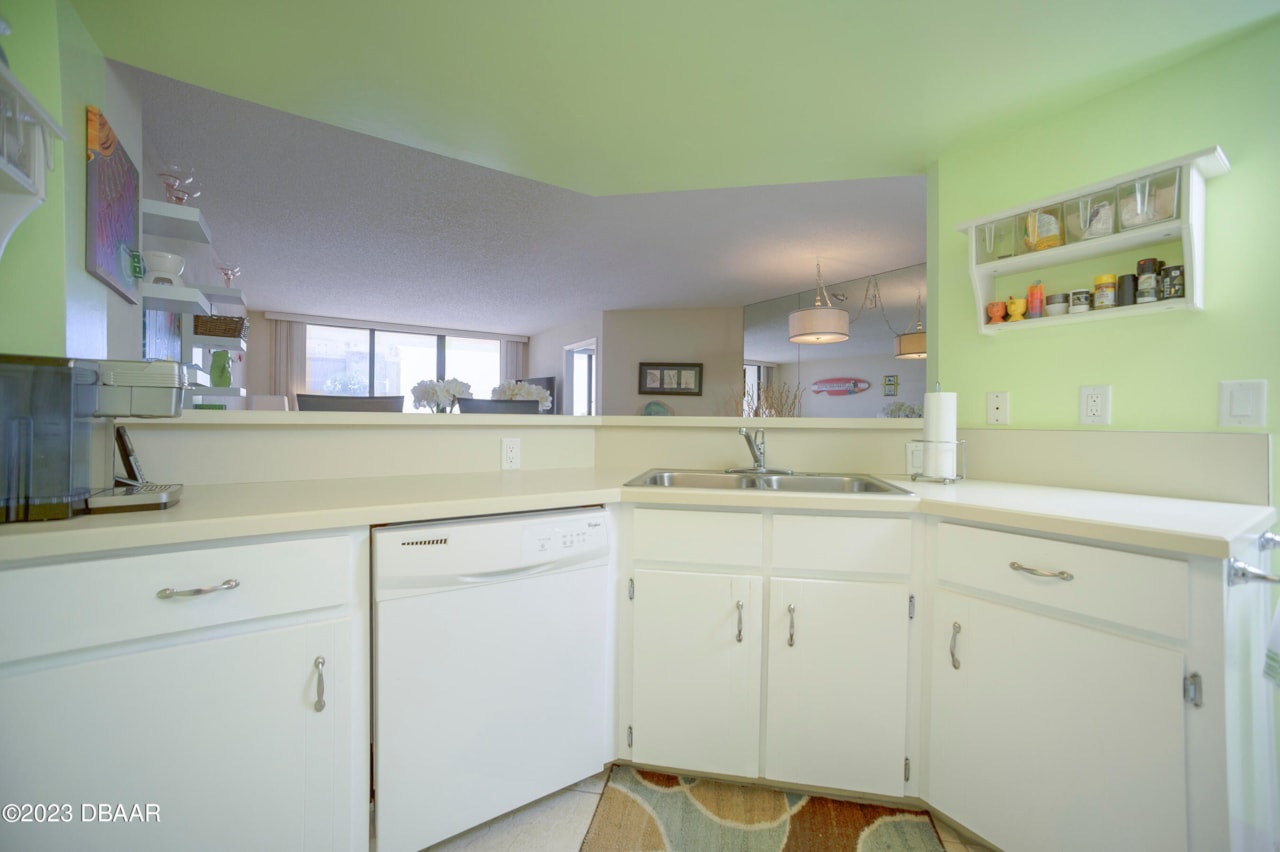 3115 S Atlantic Ave #B050 Daytona Beach Shores, FL 32118 | MLS 1116890