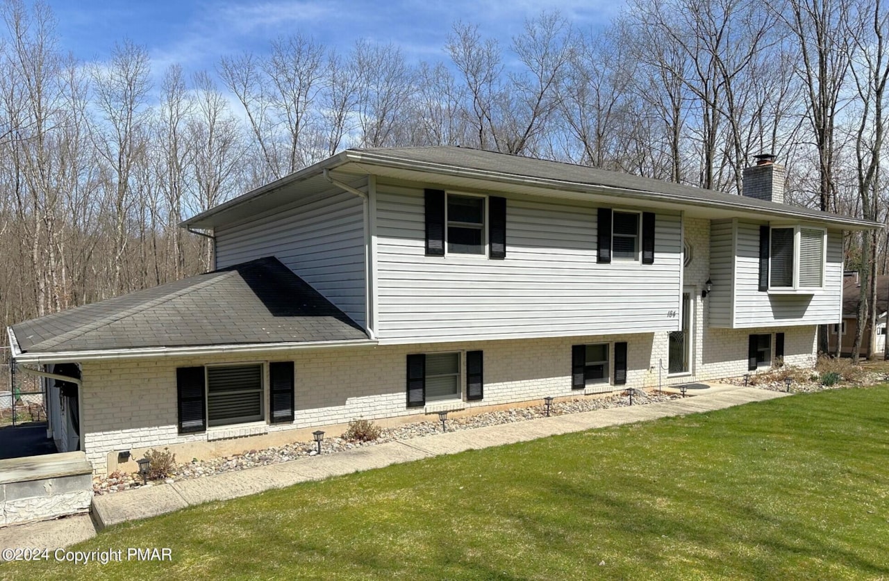 184 Jennifer Ln Effort, PA 18330 | MLS PM-114345