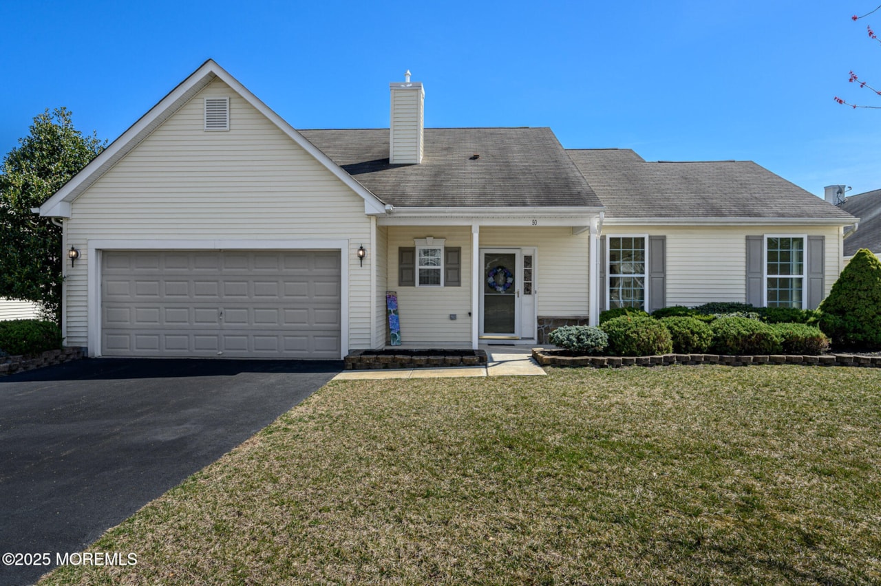 50 Country Walk Blvd Whiting, NJ 08759 | MLS 22508641