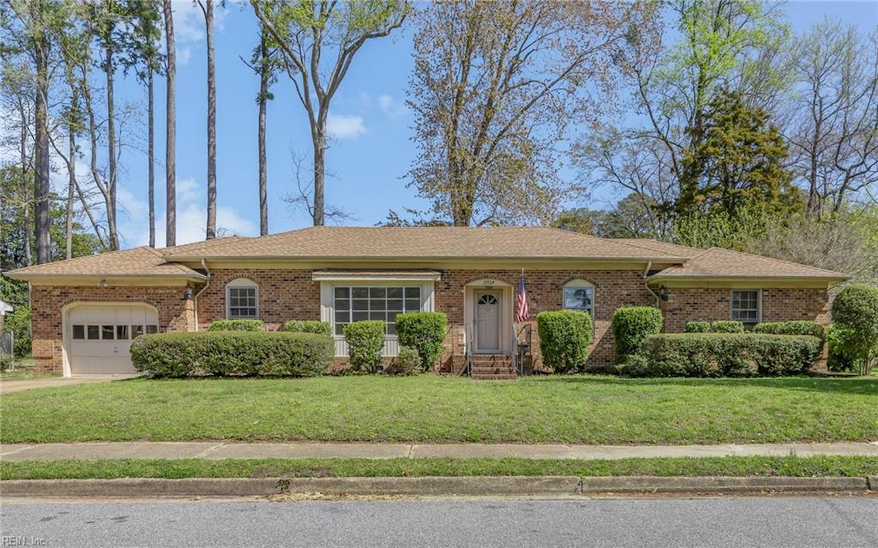 2924 Princess Anne Cres Chesapeake, VA 23321 | MLS 10576729