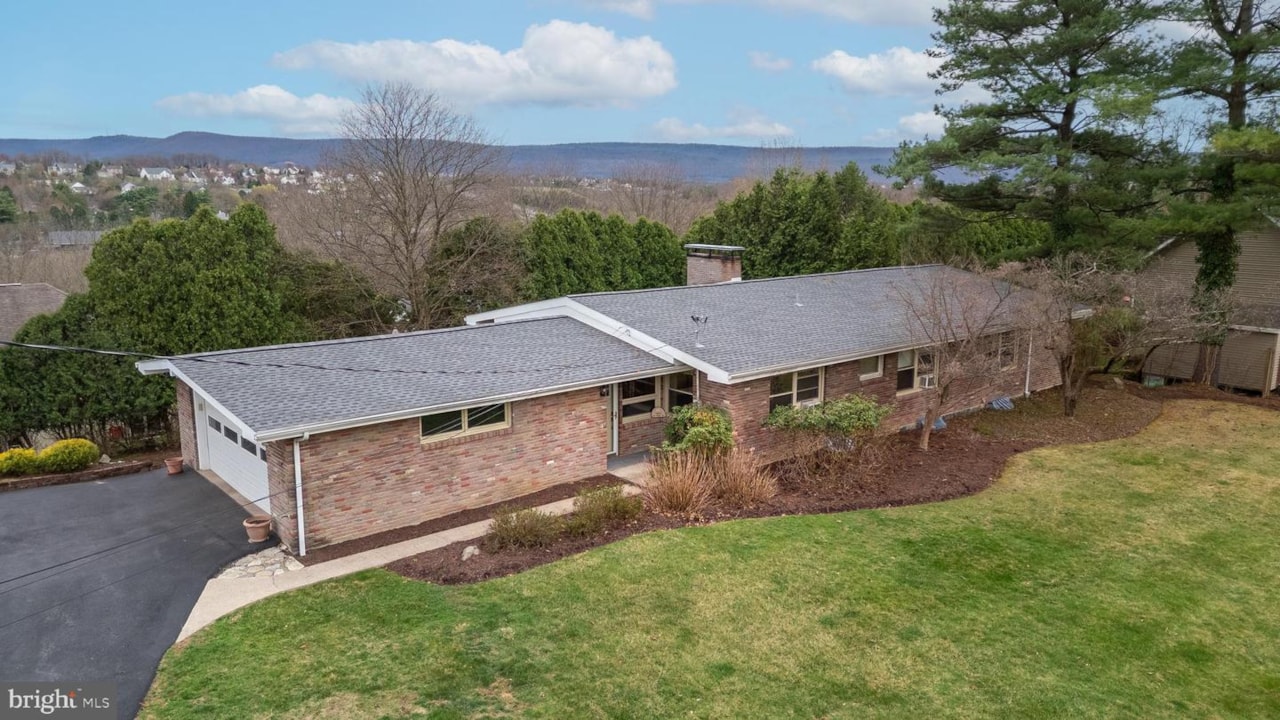 1340 Oak Ridge Ave State College, PA 16801 | home for sale | KBB