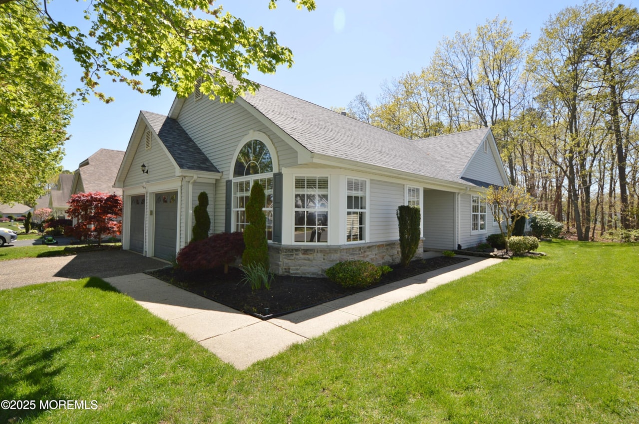 2759 Lenox St Toms River, NJ 08755 | MLS 22512352