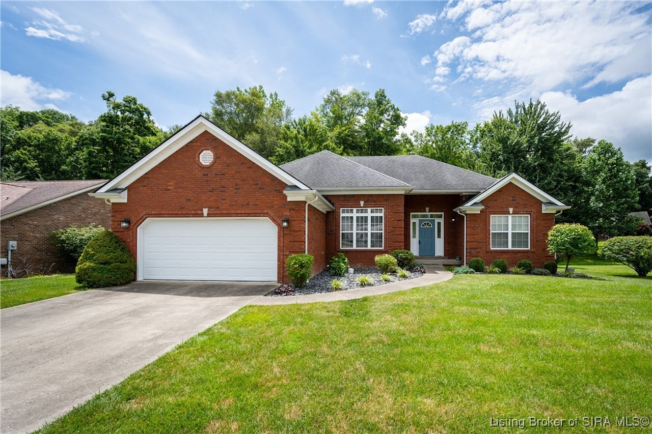 1807 Sterling Oaks Drive Sellersburg, IN 47172 | MLS 202506401