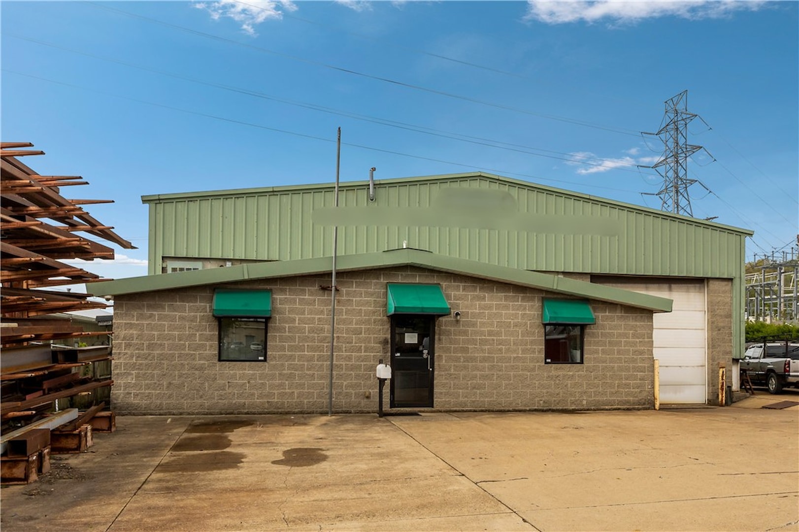 800 Keystone Rd Ambridge Beaver PA 15003 $500,000