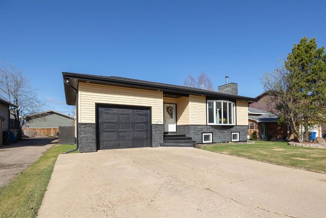 129 Torrie Crescent Fort Mcmurray, AB T9K 1 | MLS® A2219811