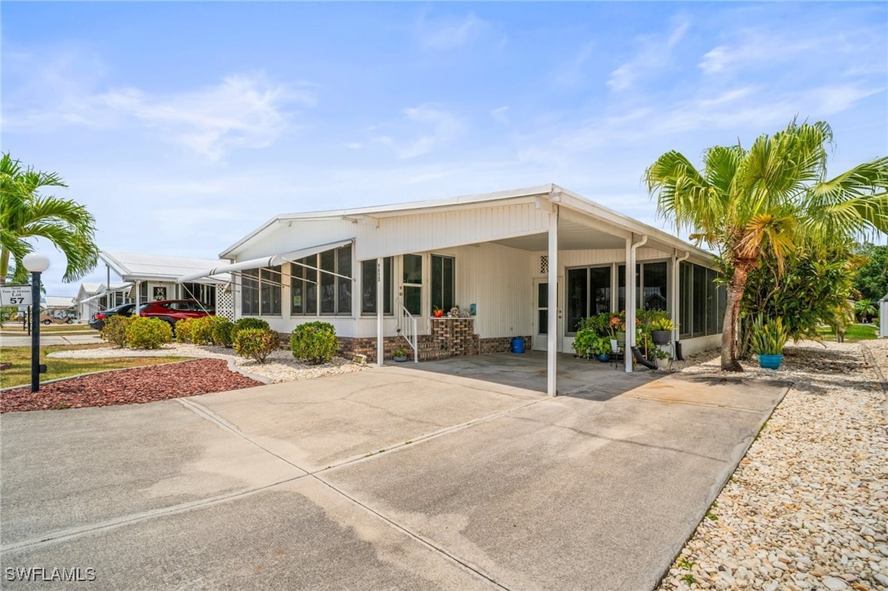 9853 Sugarberry Way Fort Myers, FL 33905 | MLS 225046226