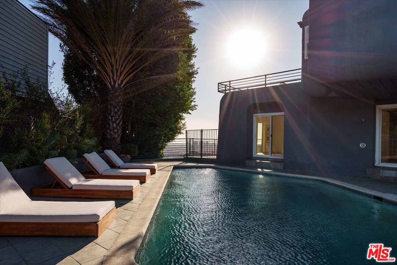 8464 Cole Crest Dr, Los Angeles, CA 90046 | RubyHome