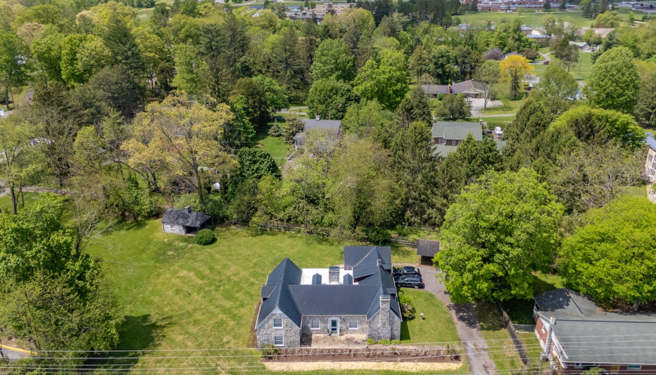 8789 S Seneca Trl Ronceverte, WV 24970 | MLS 25-565