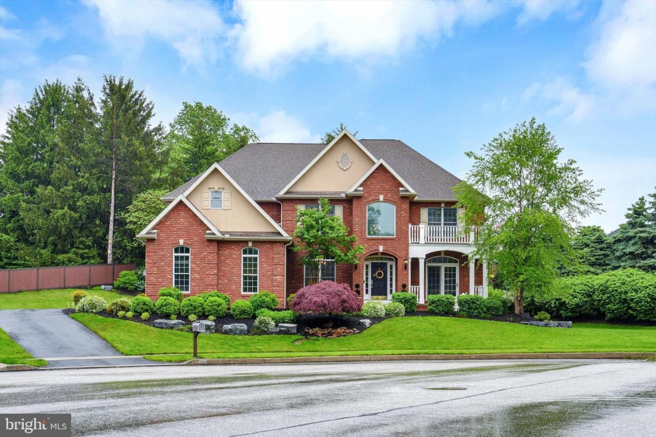3702 Leyland Dr Mechanicsburg, PA 17050 | MLS PACB2042038