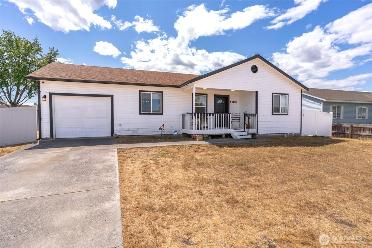 1123 Mather Dr Moses Lake, WA 98837 | MLS® 2379854