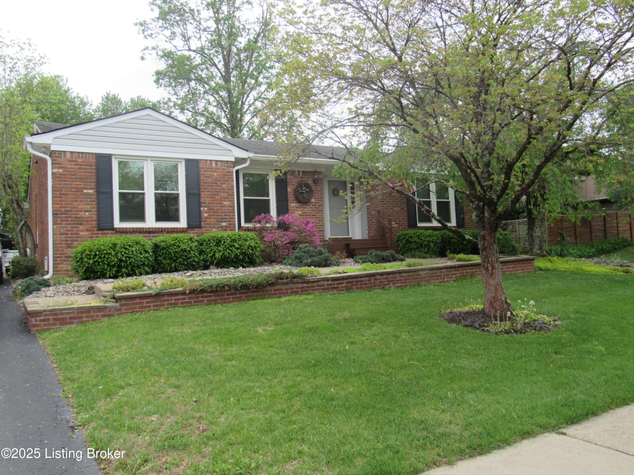 11802 Running Creek Rd Douglass Hills, KY 40243 | MLS #1685500